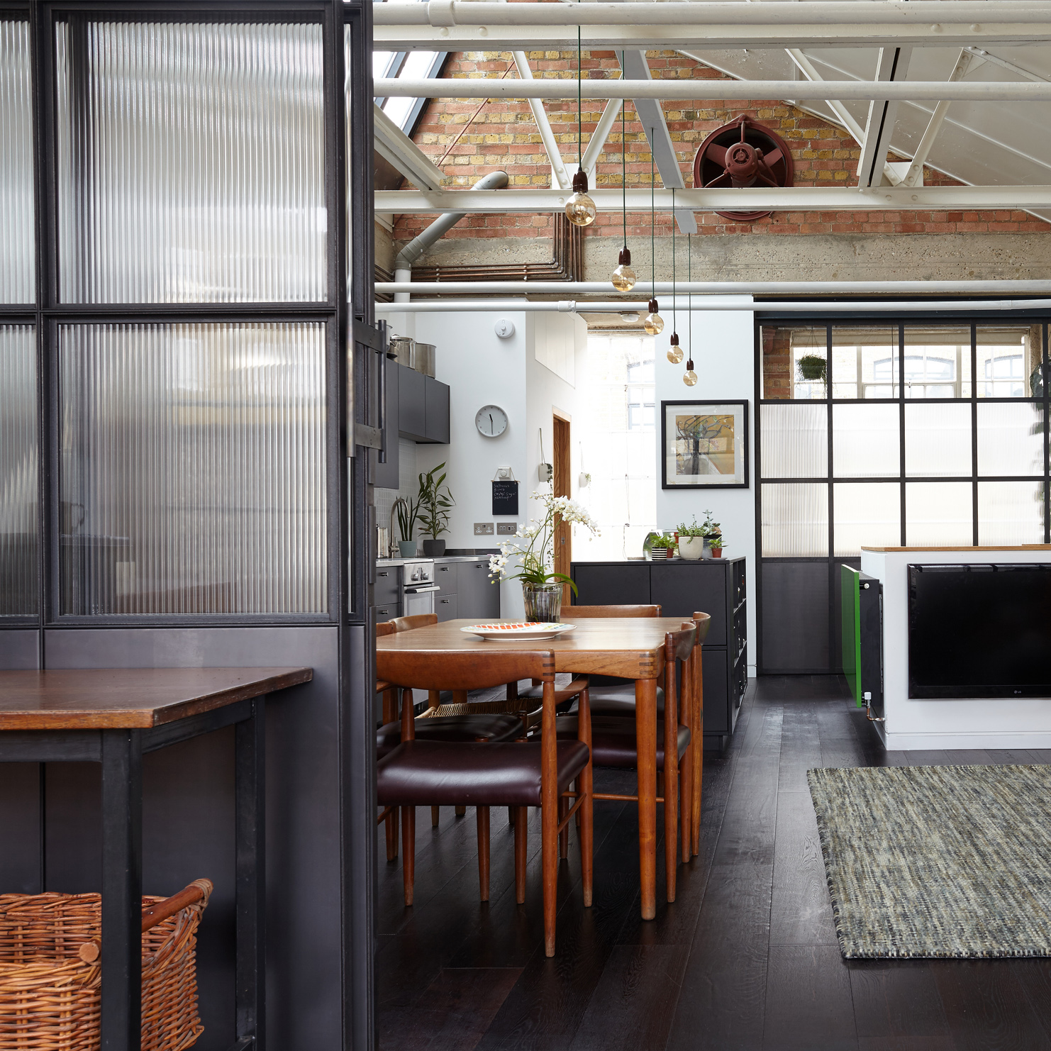 Studio-P / + domestic / hackney warehouse